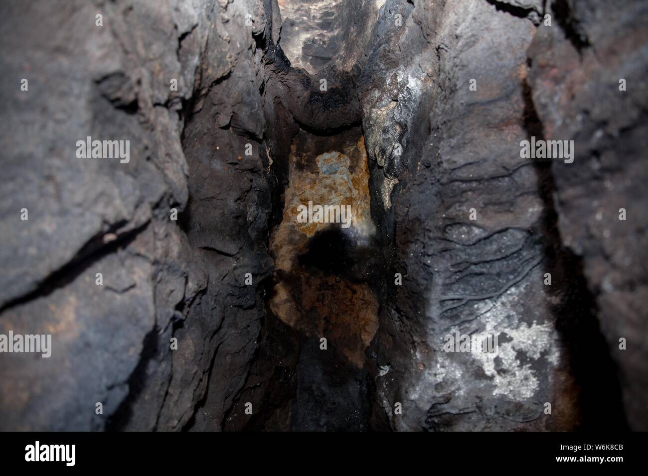 Interior view of the Baofeng silver mine, Fujian's largest silver mine ...
