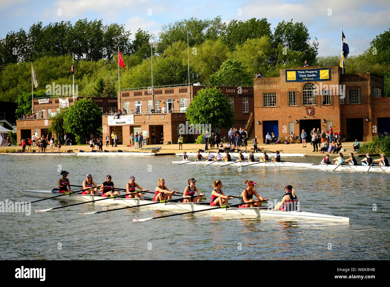 Trinity college rowing team hi-res stock photography and images - Alamy