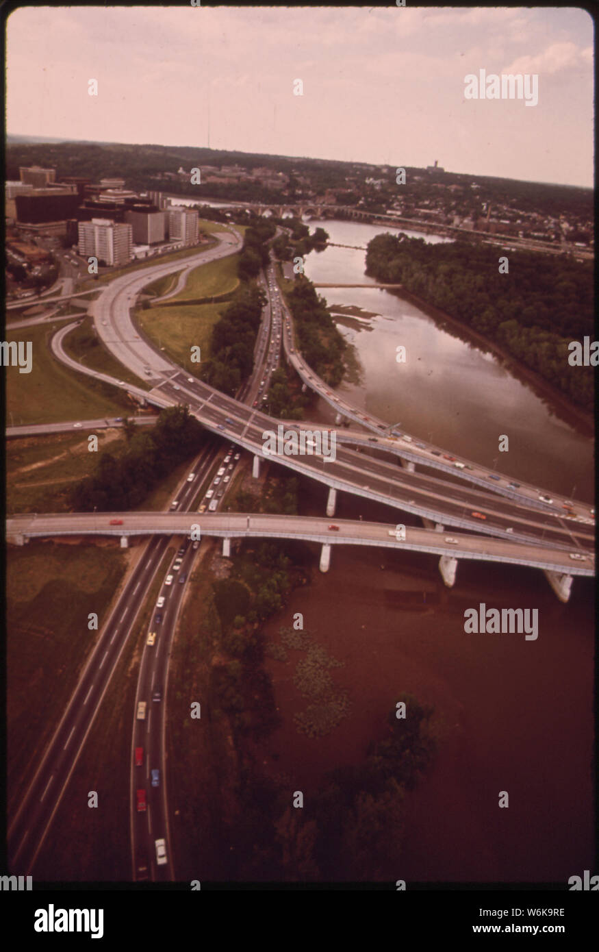 ROOSEVELT BRIDGE, ONE OF SIX CROSSING THE POTOMAC FROM WASHINGTON, DC ...