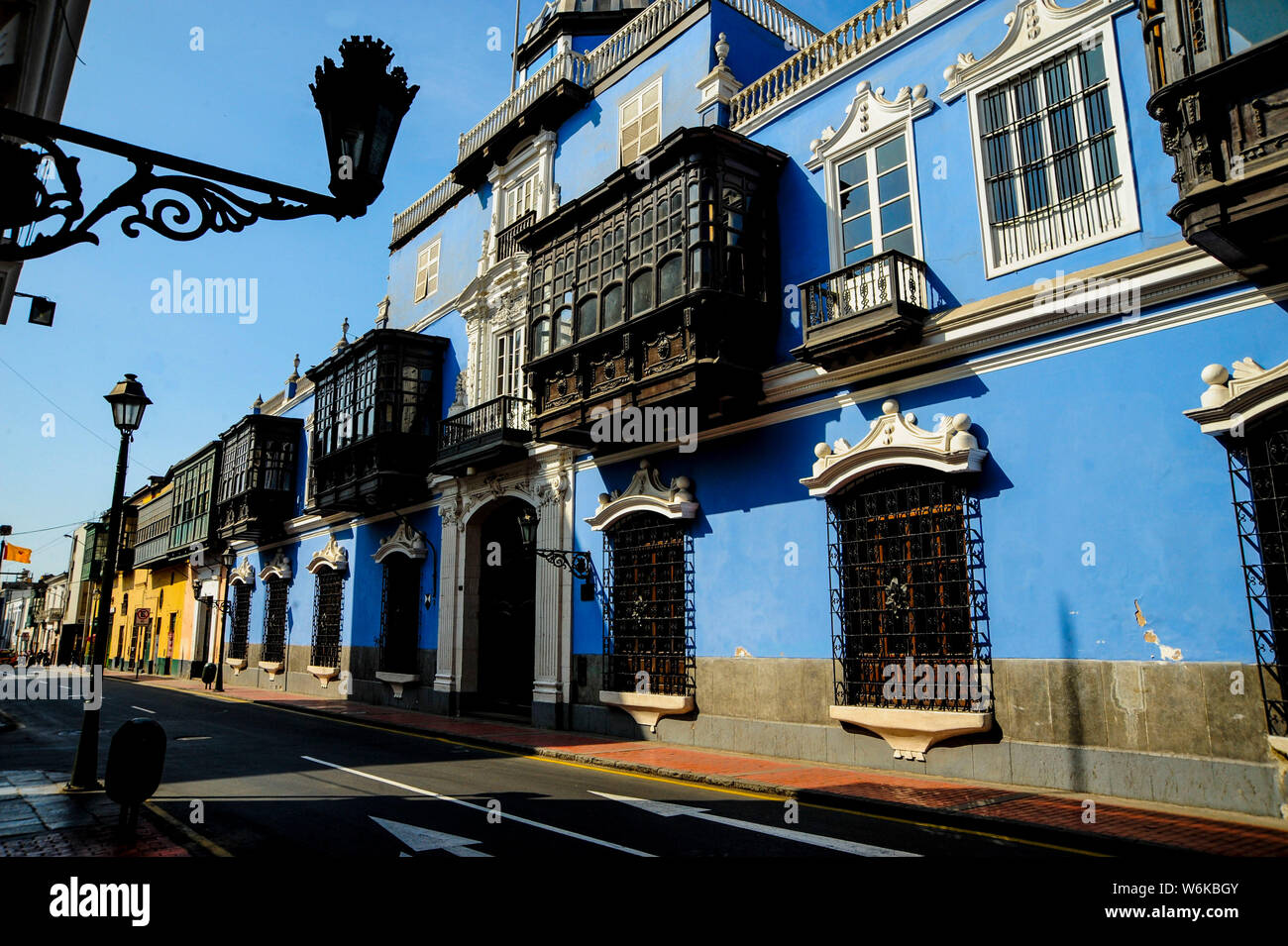 Colonial house in Lima-Peru Stock Photo - Alamy