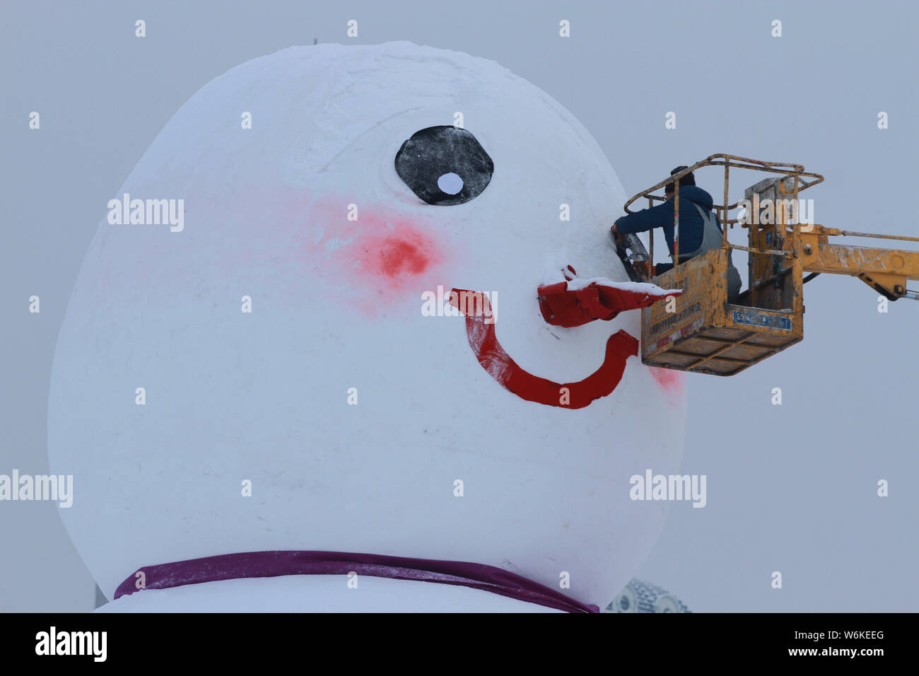 Worlds tallest snowman hi-res stock photography and images - Alamy