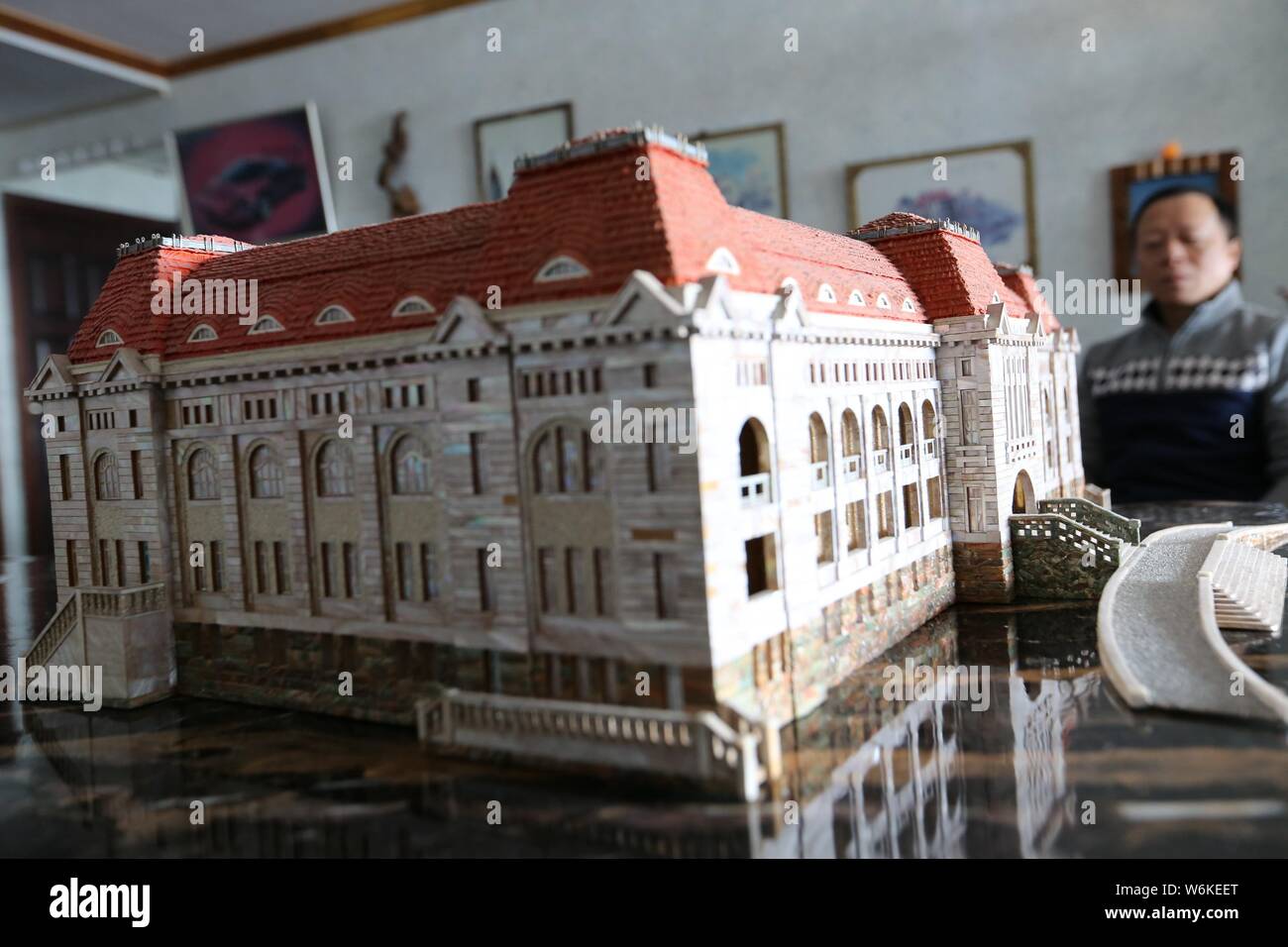 Zhoutong hi-res stock photography and images - Alamy