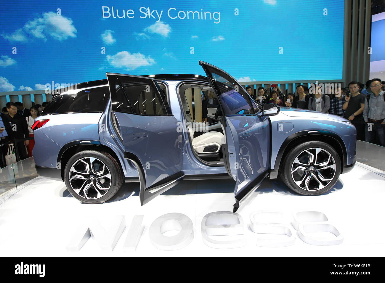 All new es8 hi-res stock photography and images - Alamy