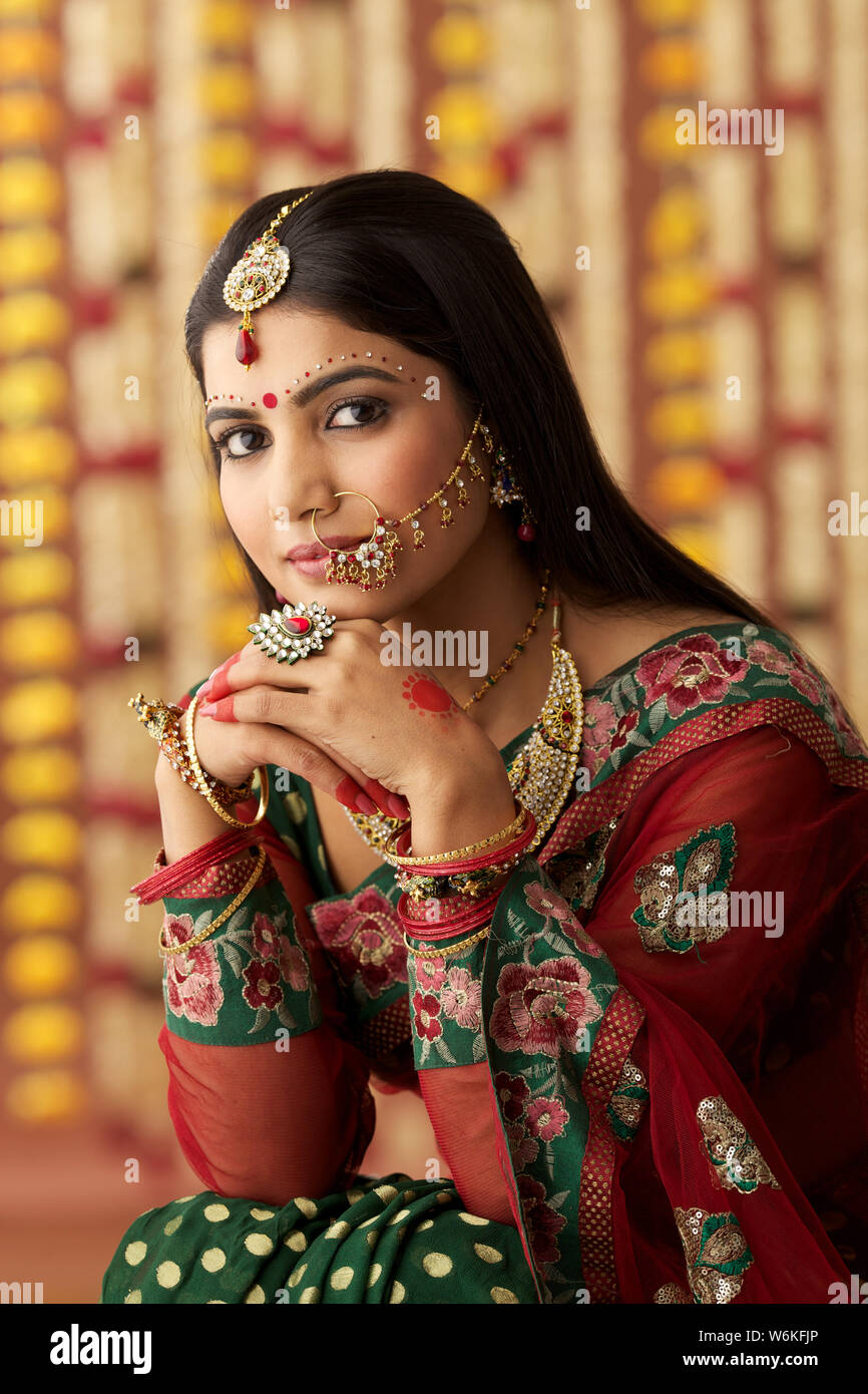 Indian bride sitting hi-res stock photography and images - Alamy