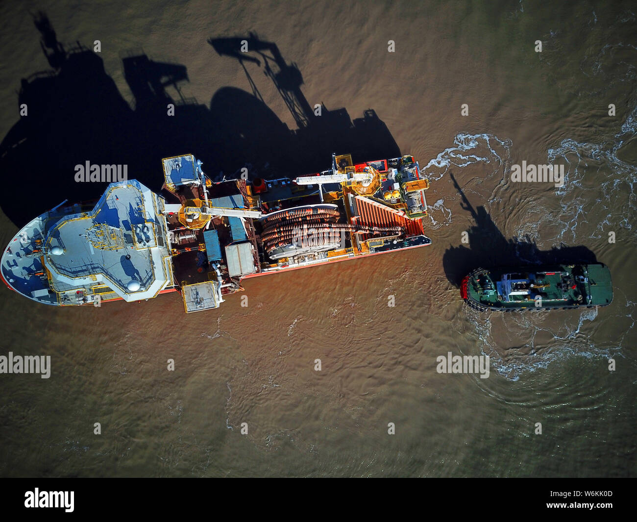 Aerial view of the world's first deep-sea dynamic positioning crude oil ...