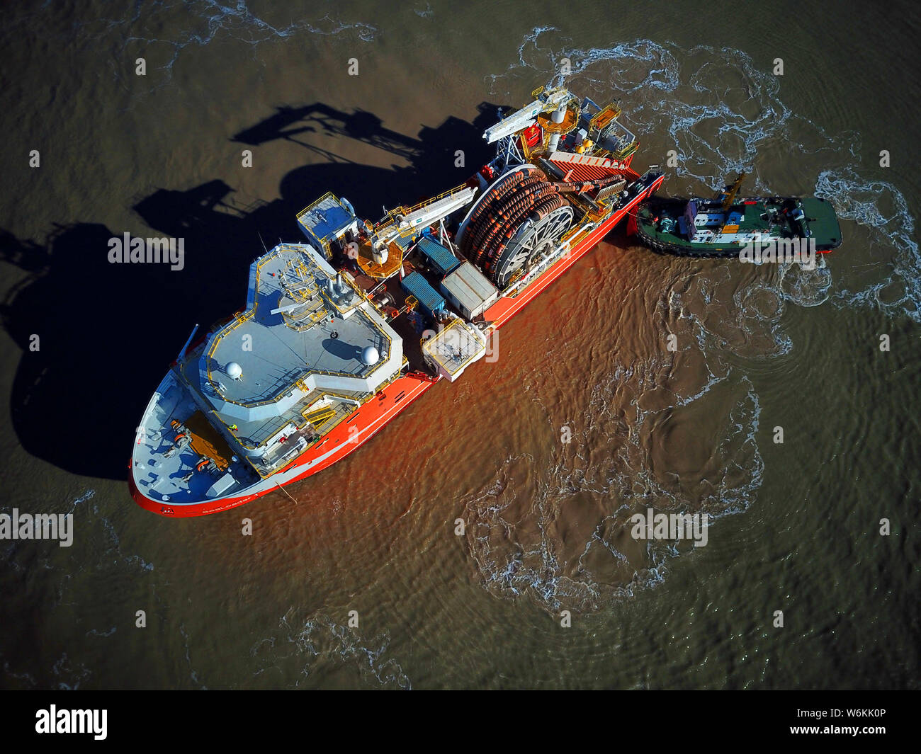 Aerial view of the world's first deep-sea dynamic positioning crude oil ...