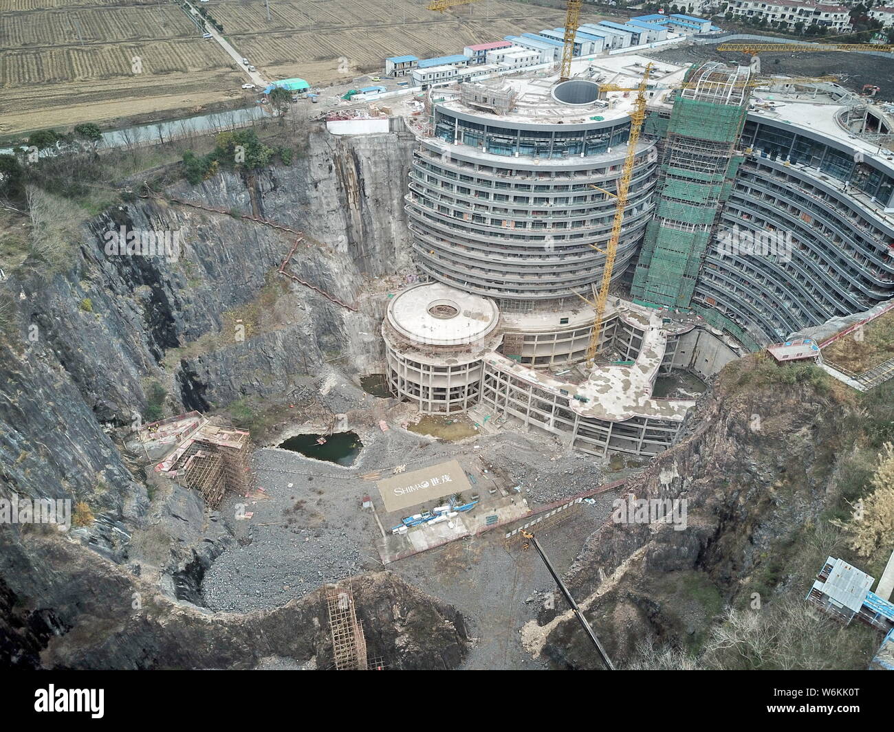The five-star Shanghai Tianmashan Pit Hotel, also known as the Shimao ...