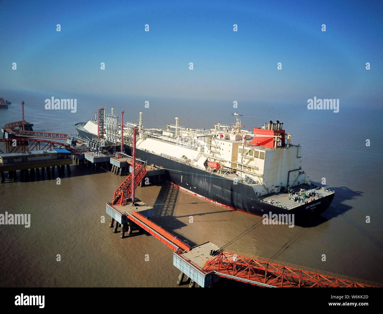 Yangkou port hi-res stock photography and images - Alamy