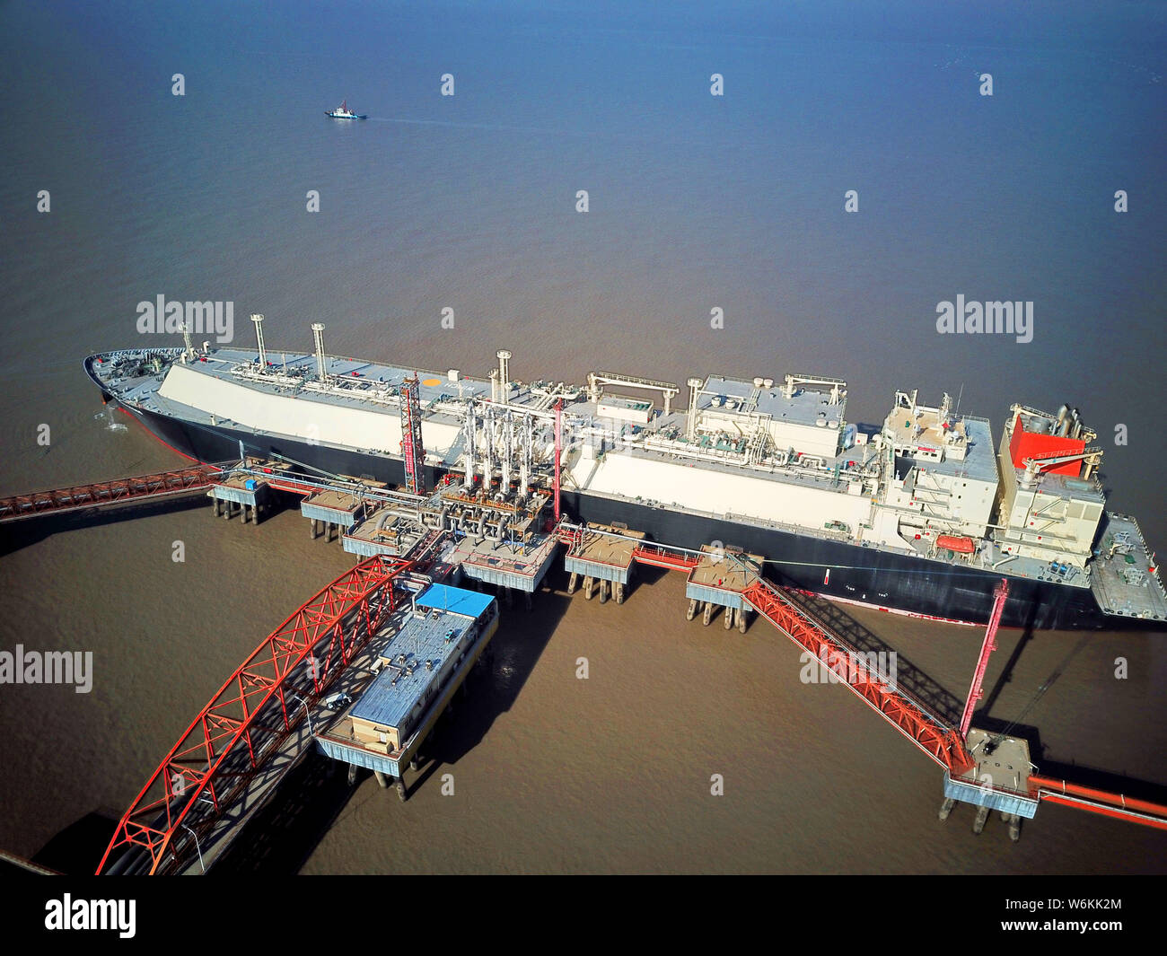 Aerial view of the Australian liquefied natural gas (LNG) boat ...