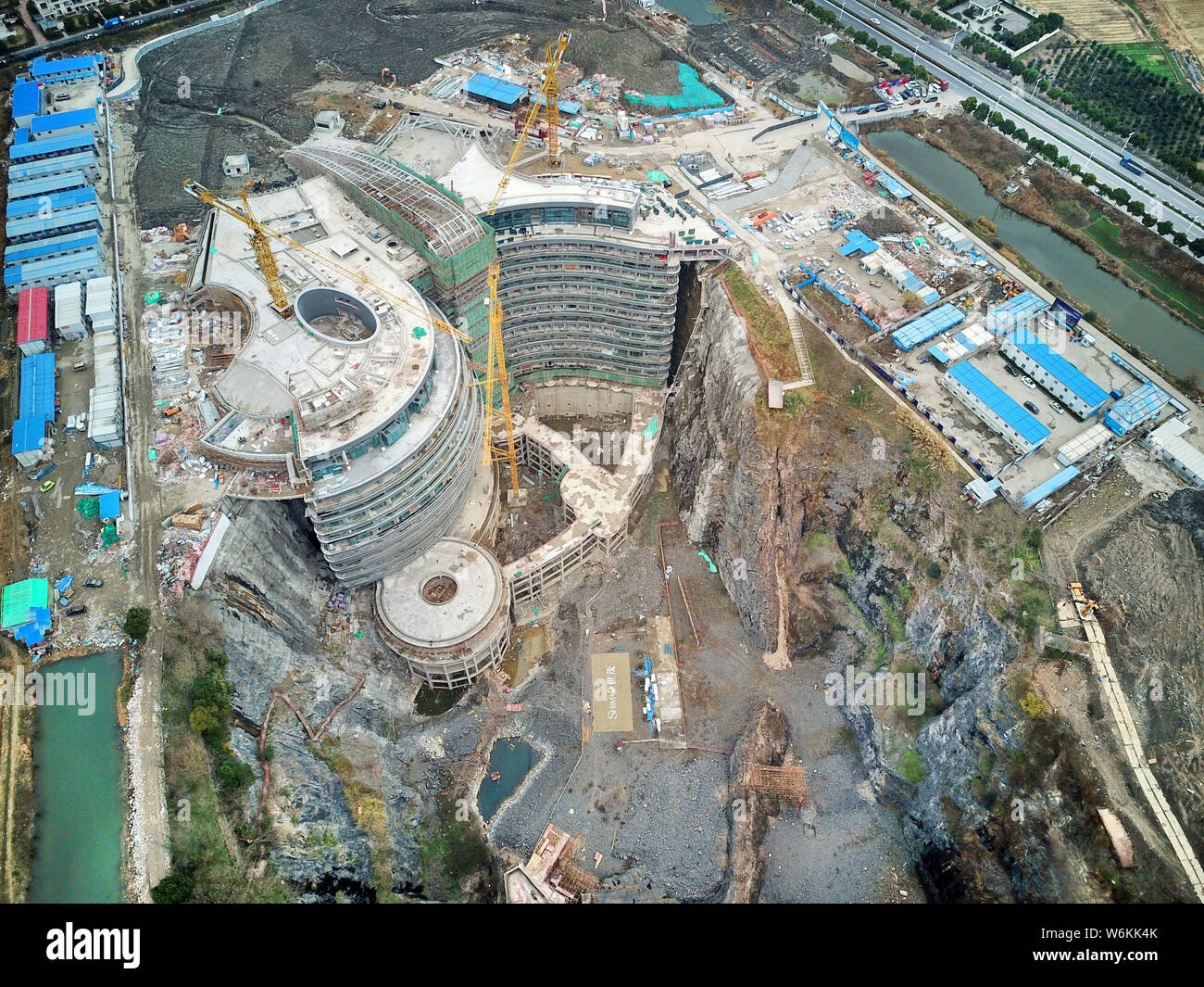 The five-star Shanghai Tianmashan Pit Hotel, also known as the Shimao ...