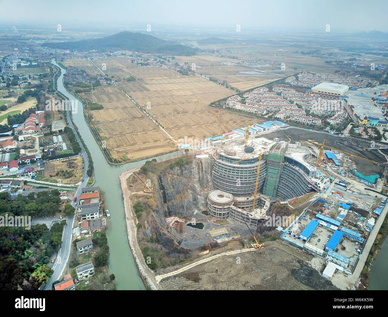 The five-star Shanghai Tianmashan Pit Hotel, also known as the Shimao ...