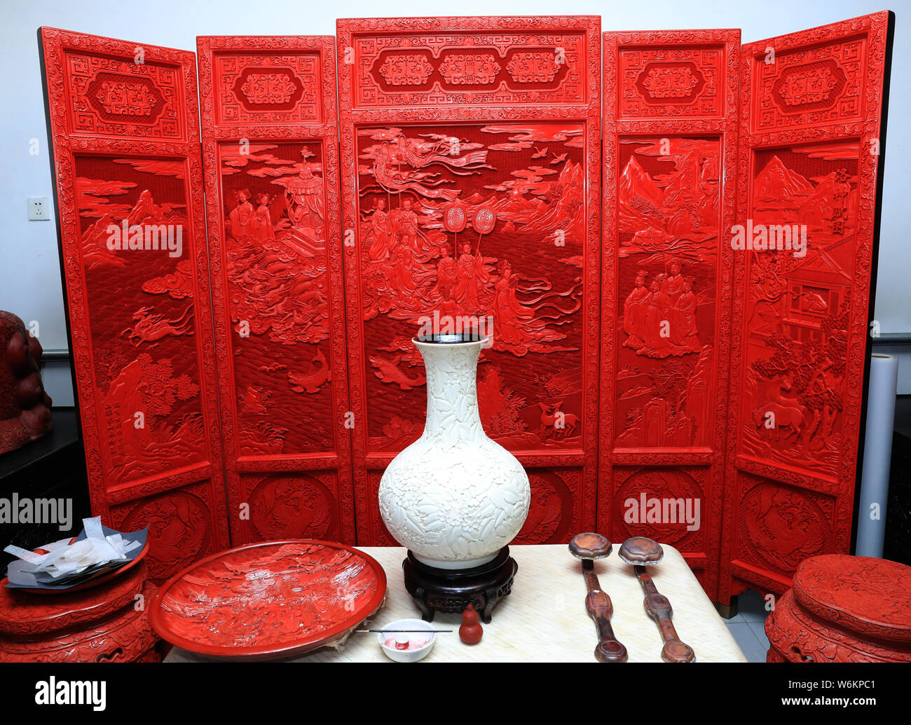 Cinnabar carving hi-res stock photography and images - Alamy