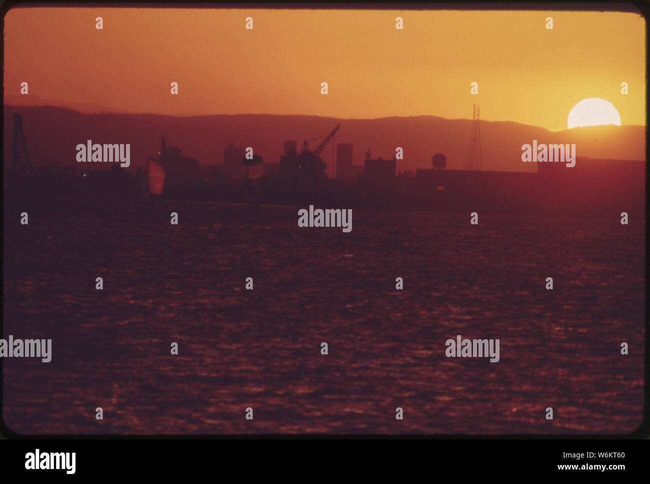 Deep navigation hi-res stock photography and images - Alamy