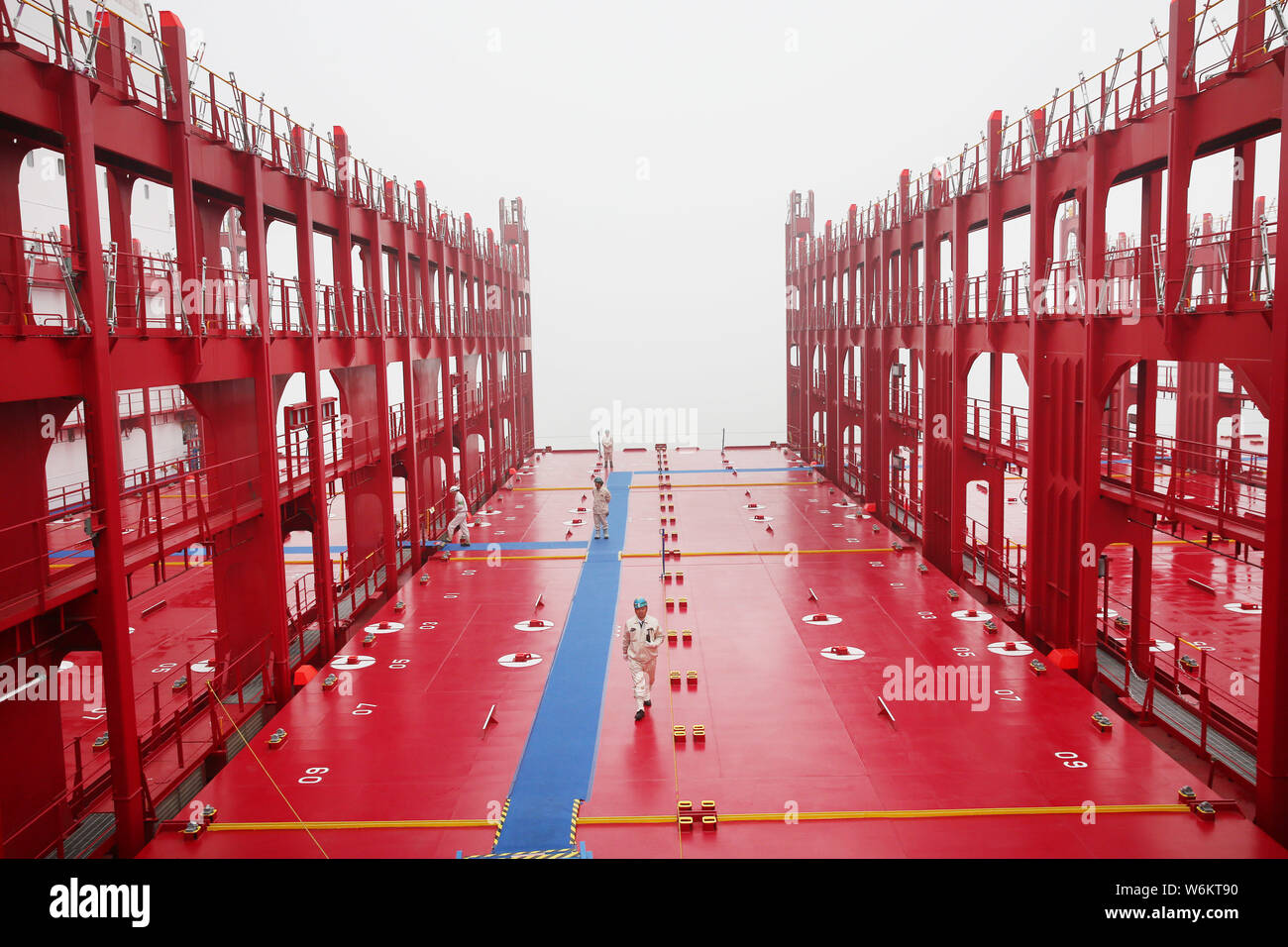 View of China's first 20,000 TEU container vessel "COSCO SHIPPING ARIES ...