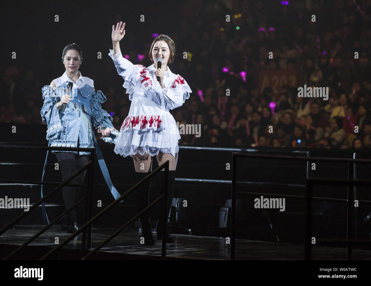 Charlene Choi and Gillian Chung of Hong Kong pop duo Twins perform ...