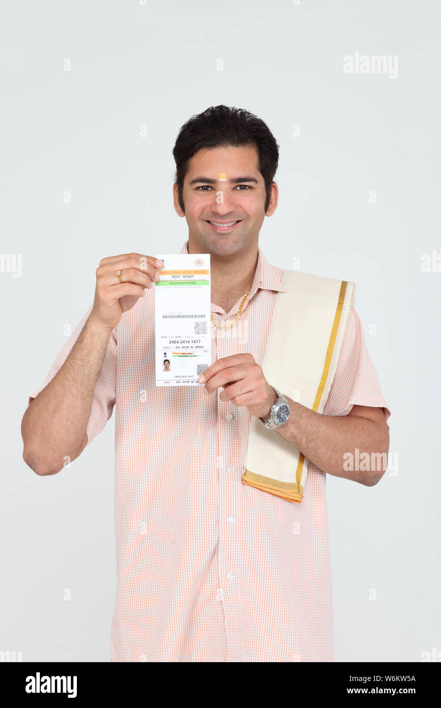 Aadhar card hi-res stock photography and images - Alamy