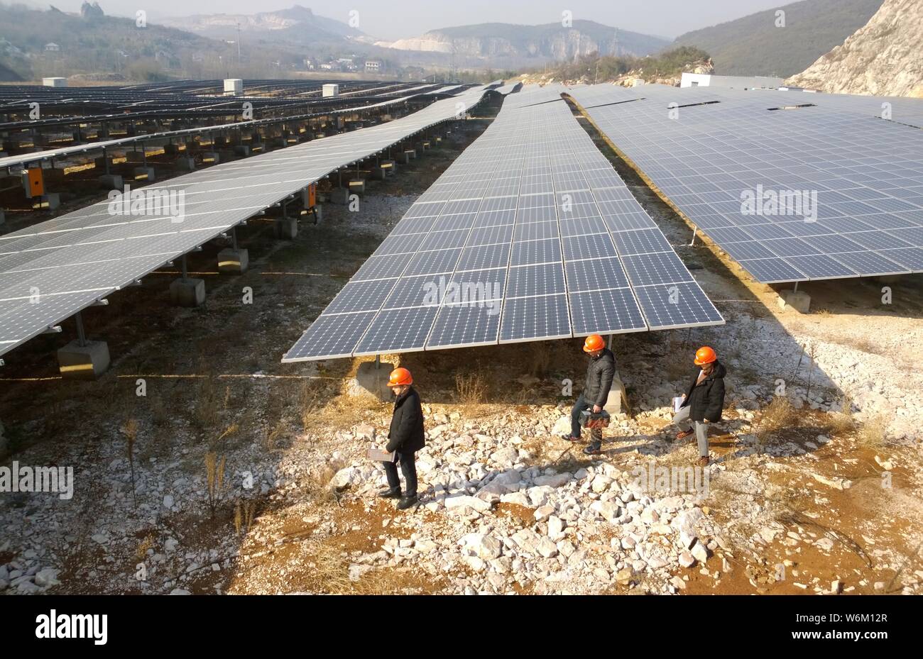 Install solar panel china hi-res stock photography and images - Alamy