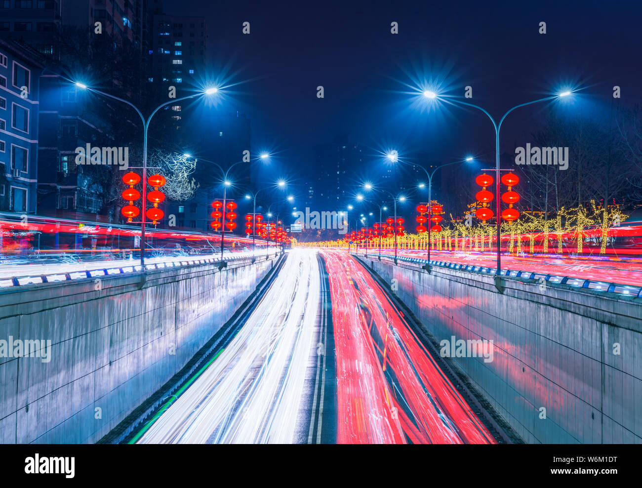 Cars lanterns hi-res stock photography and images - Alamy