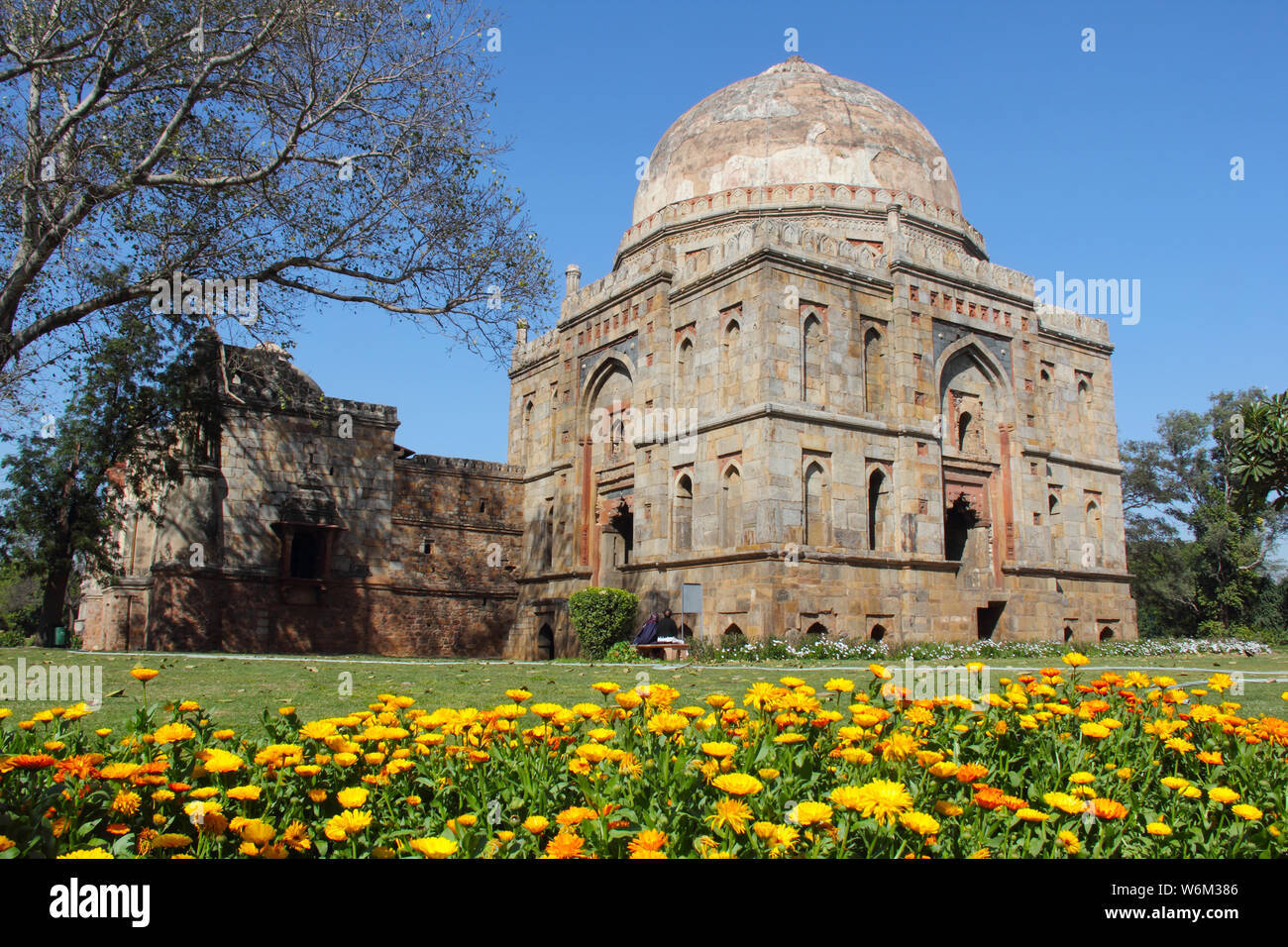 Sheesh Gumbad Tomb, Lodi Gardens, New Delhi, India Stock Photo - Alamy