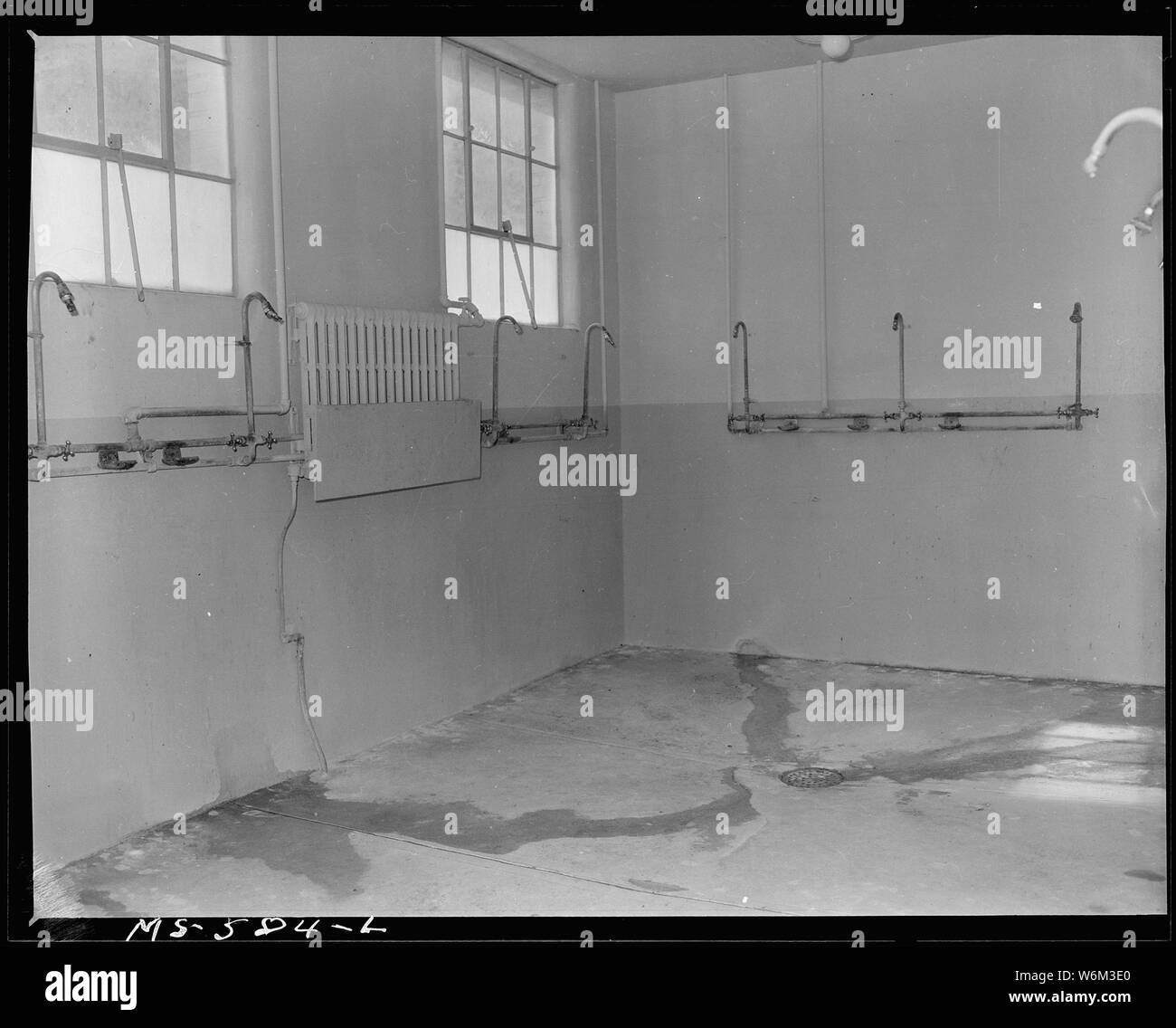 Miners showers hi-res stock photography and images - Alamy