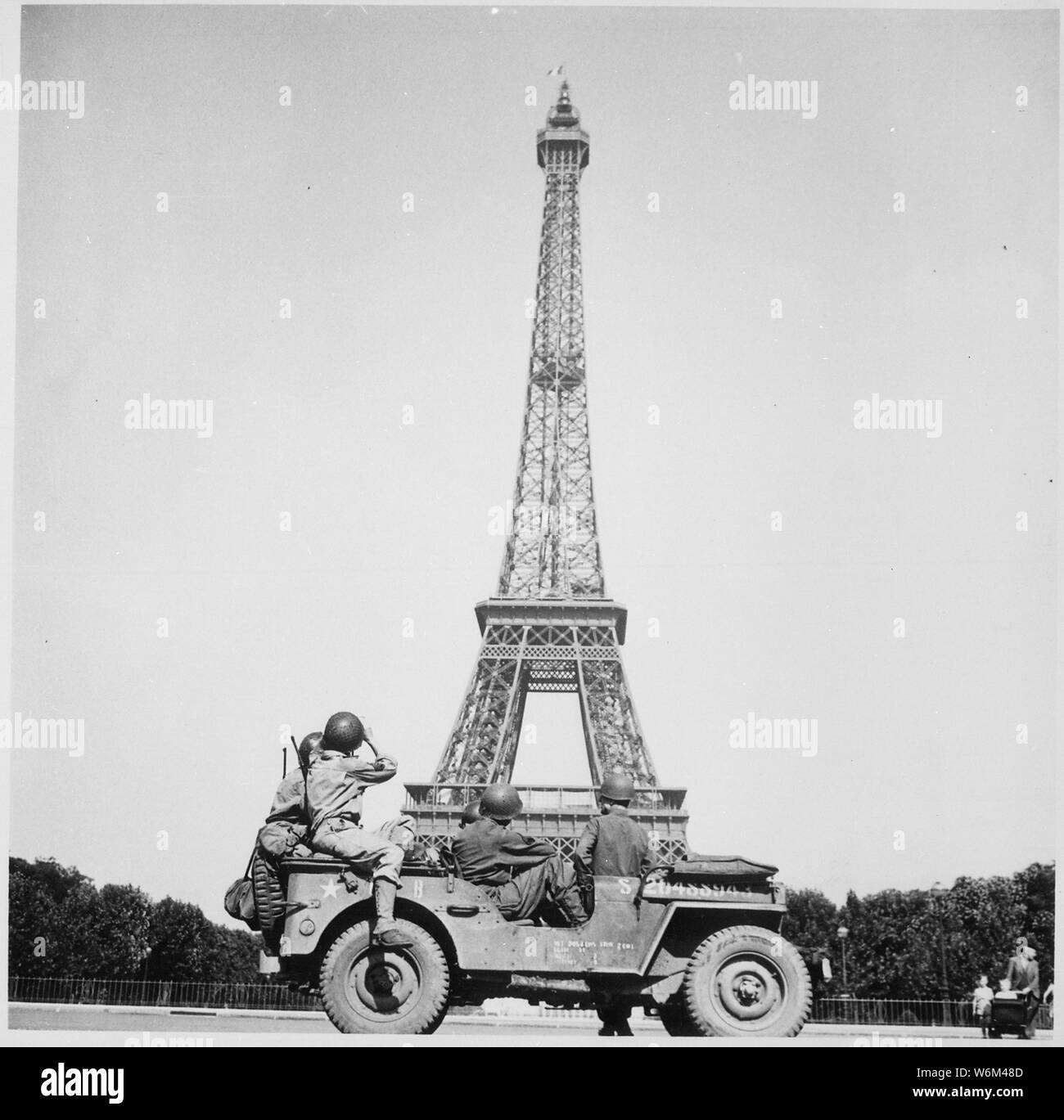4th infantry division 1944 hi-res stock photography and images - Alamy