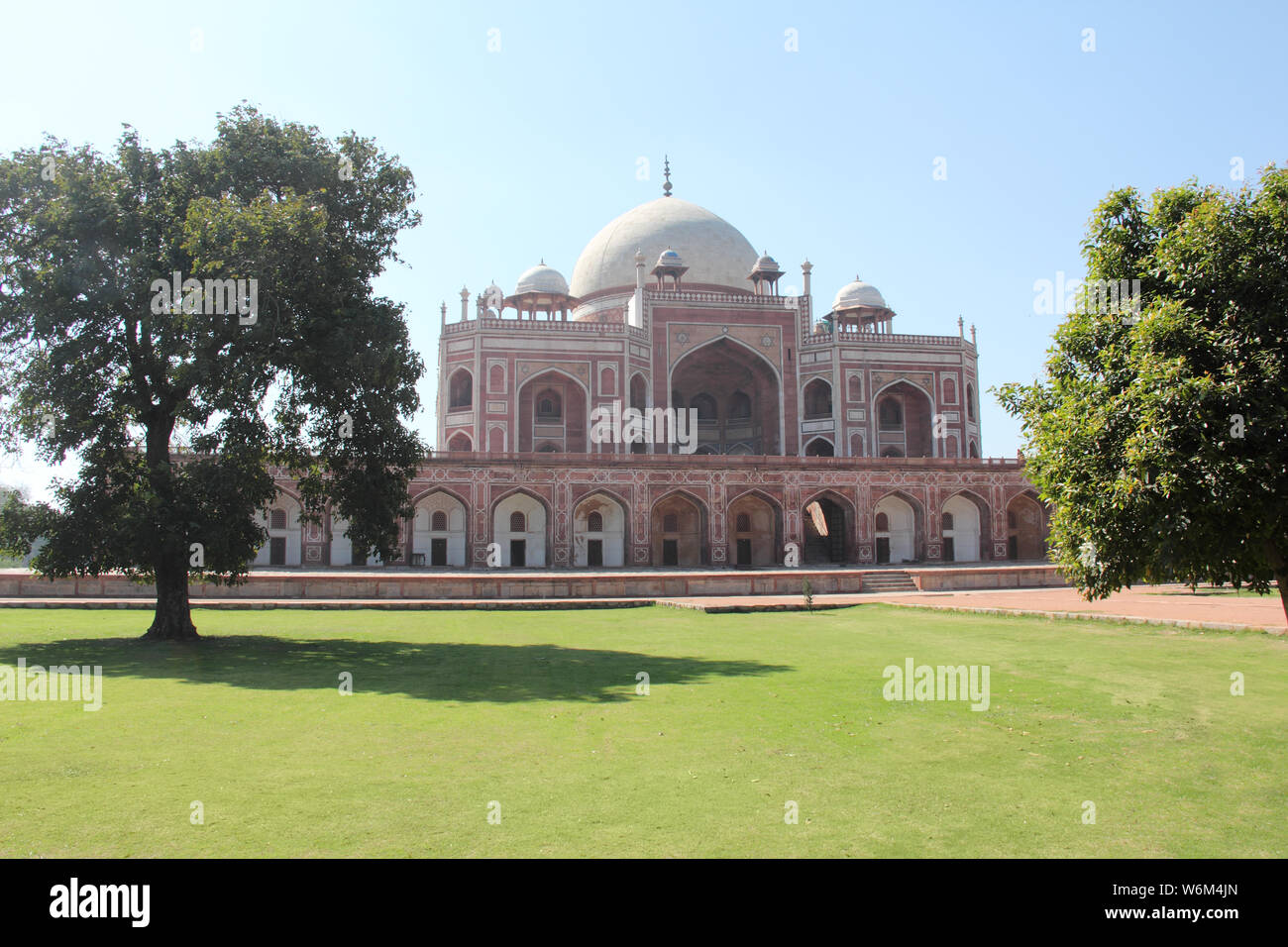 Humayun’s tomb facade hi-res stock photography and images - Alamy