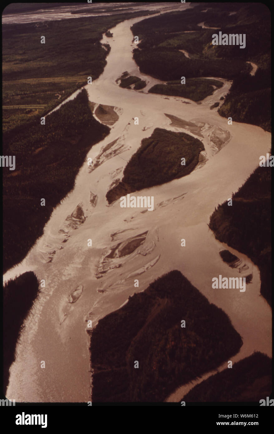 Tanana river crossing hi-res stock photography and images - Alamy