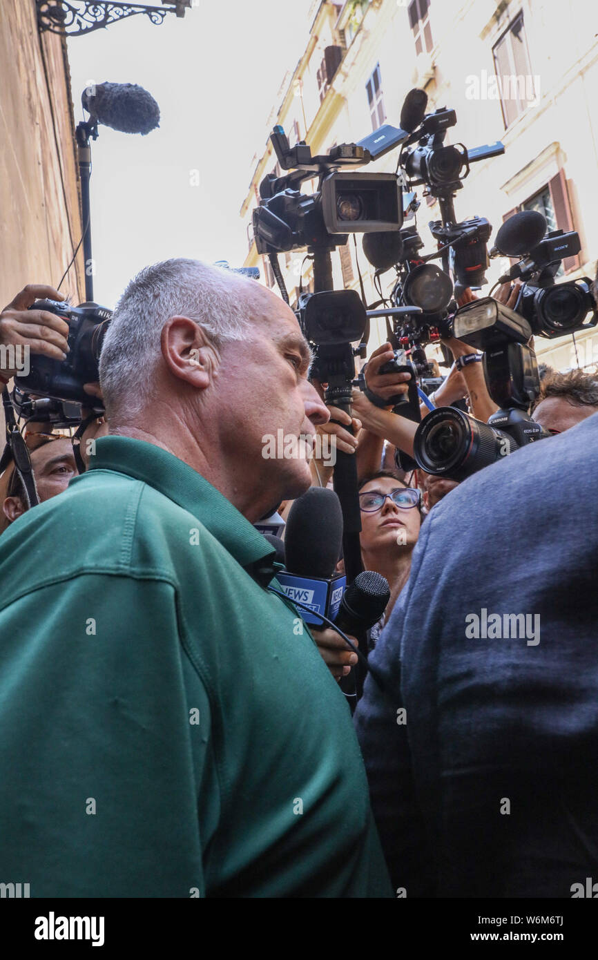 Rome, Ethan Elder Finnegan Lee's father in Regina Coeli prison for an ...