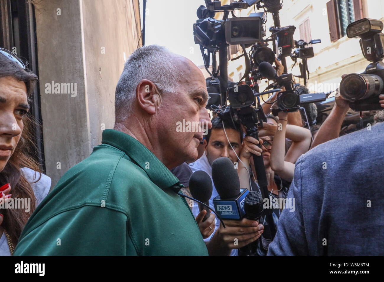 Rome, Ethan Elder Finnegan Lee's father in Regina Coeli prison for an ...
