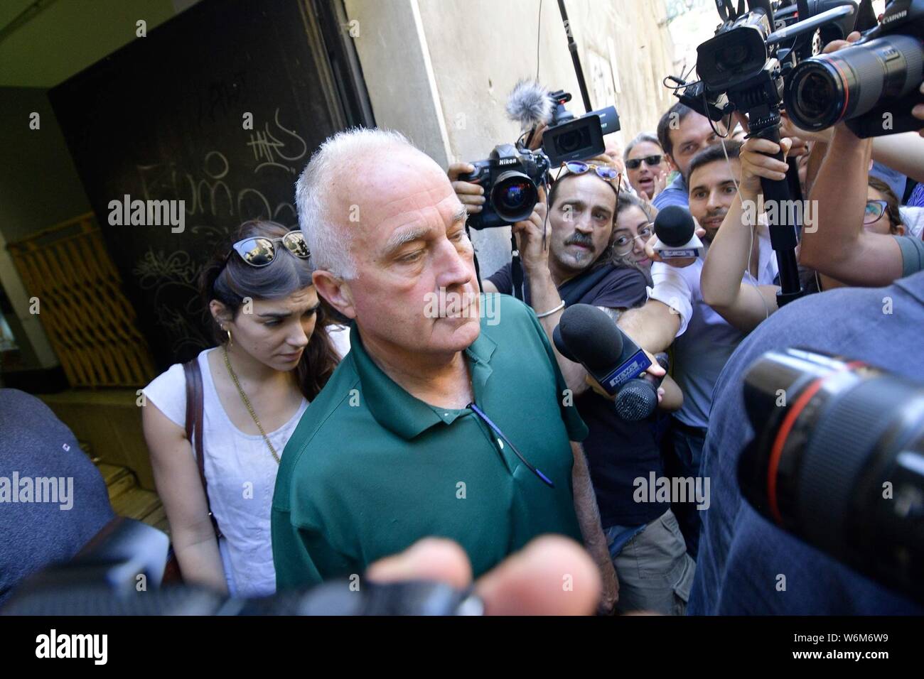 Rome, Ethan Elder Finnegan Lee's father in Regina Coeli prison for an ...