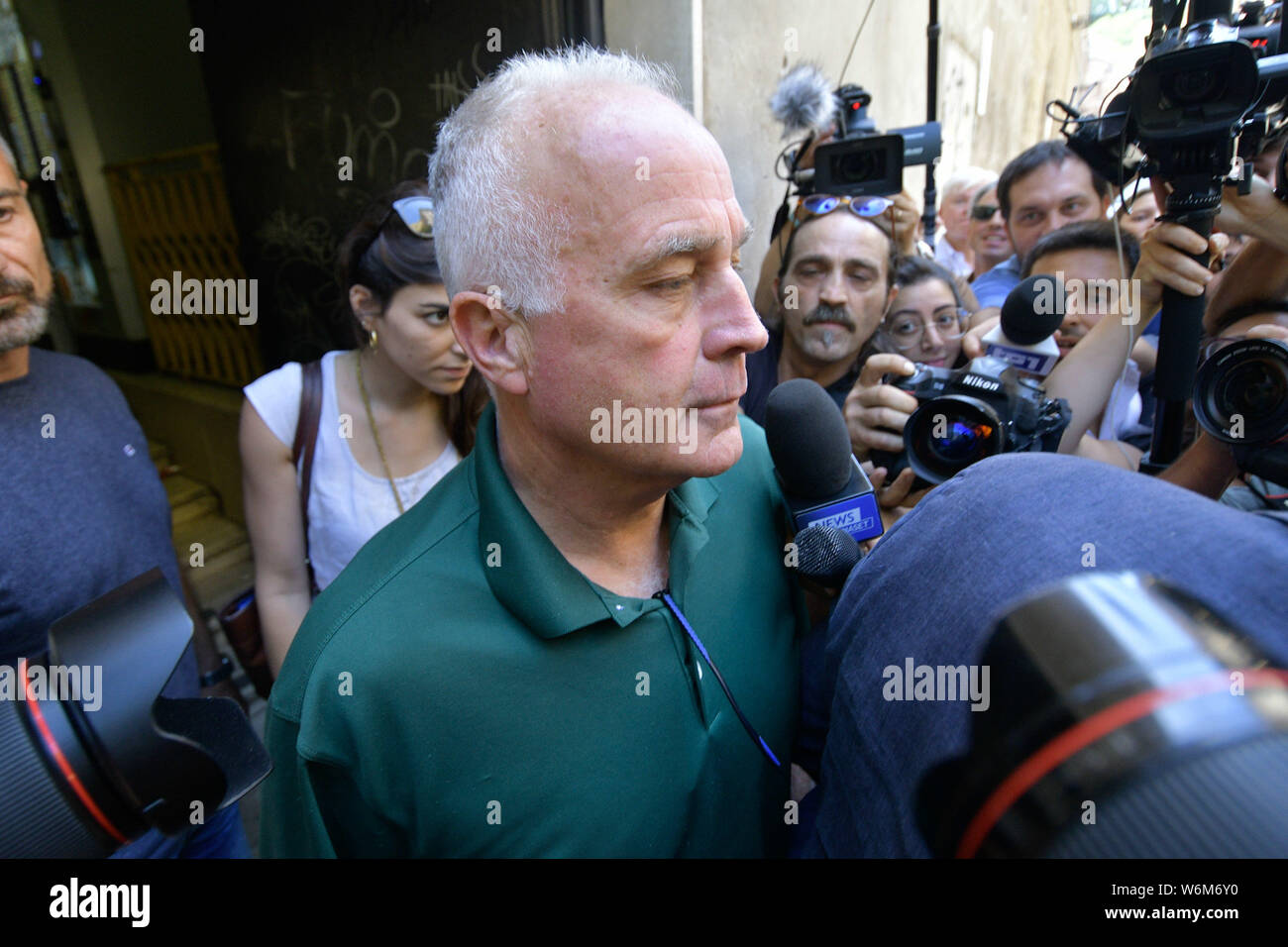 Rome, Ethan Elder Finnegan Lee's father in Regina Coeli prison for an ...
