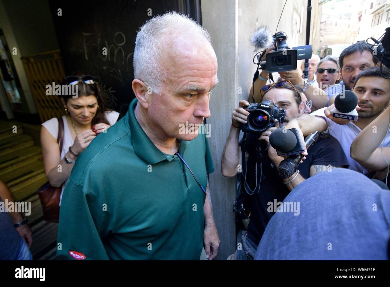 Rome, Ethan Elder Finnegan Lee's father in Regina Coeli prison for an ...