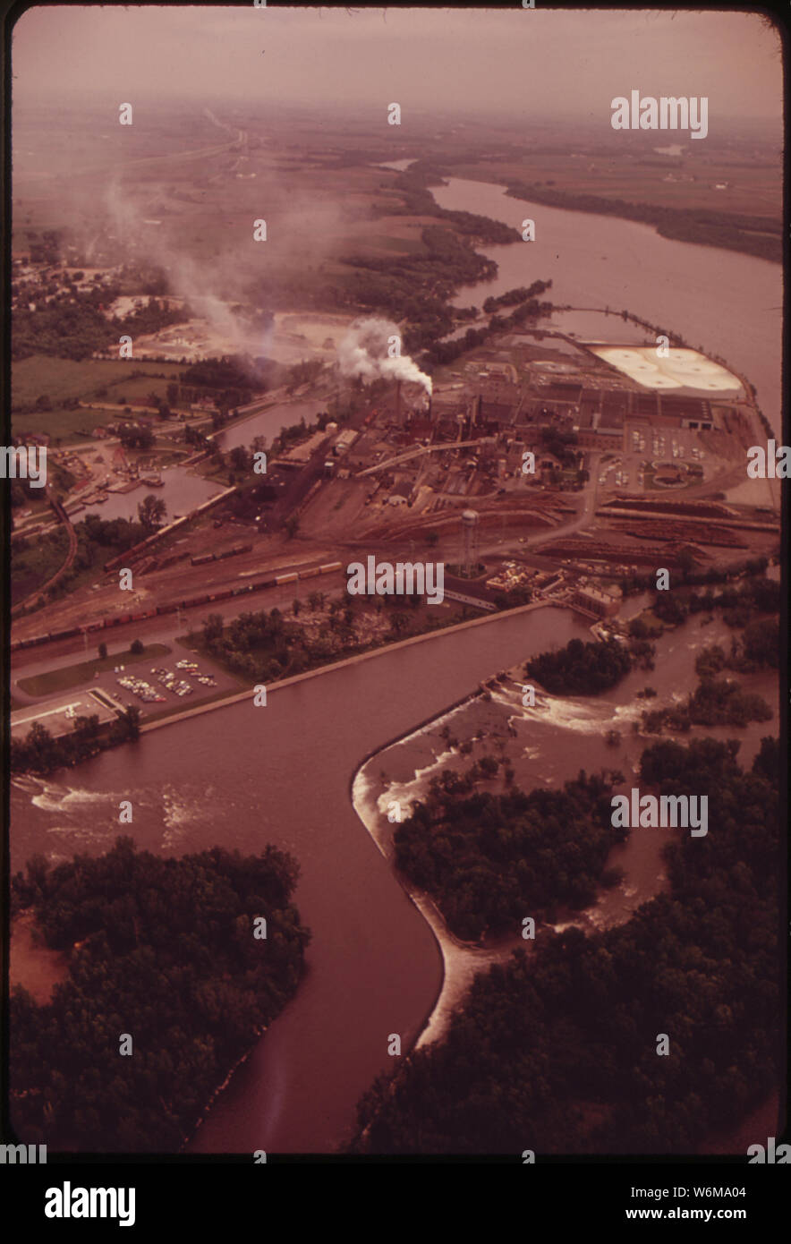 Fox river pollution hi-res stock photography and images - Alamy
