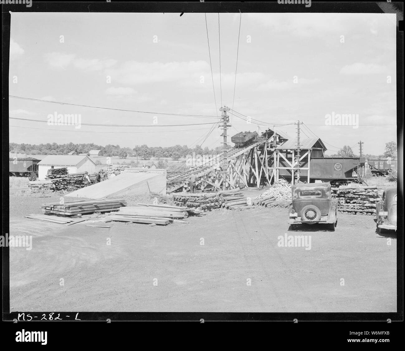 Gin pot mines hi-res stock photography and images - Alamy
