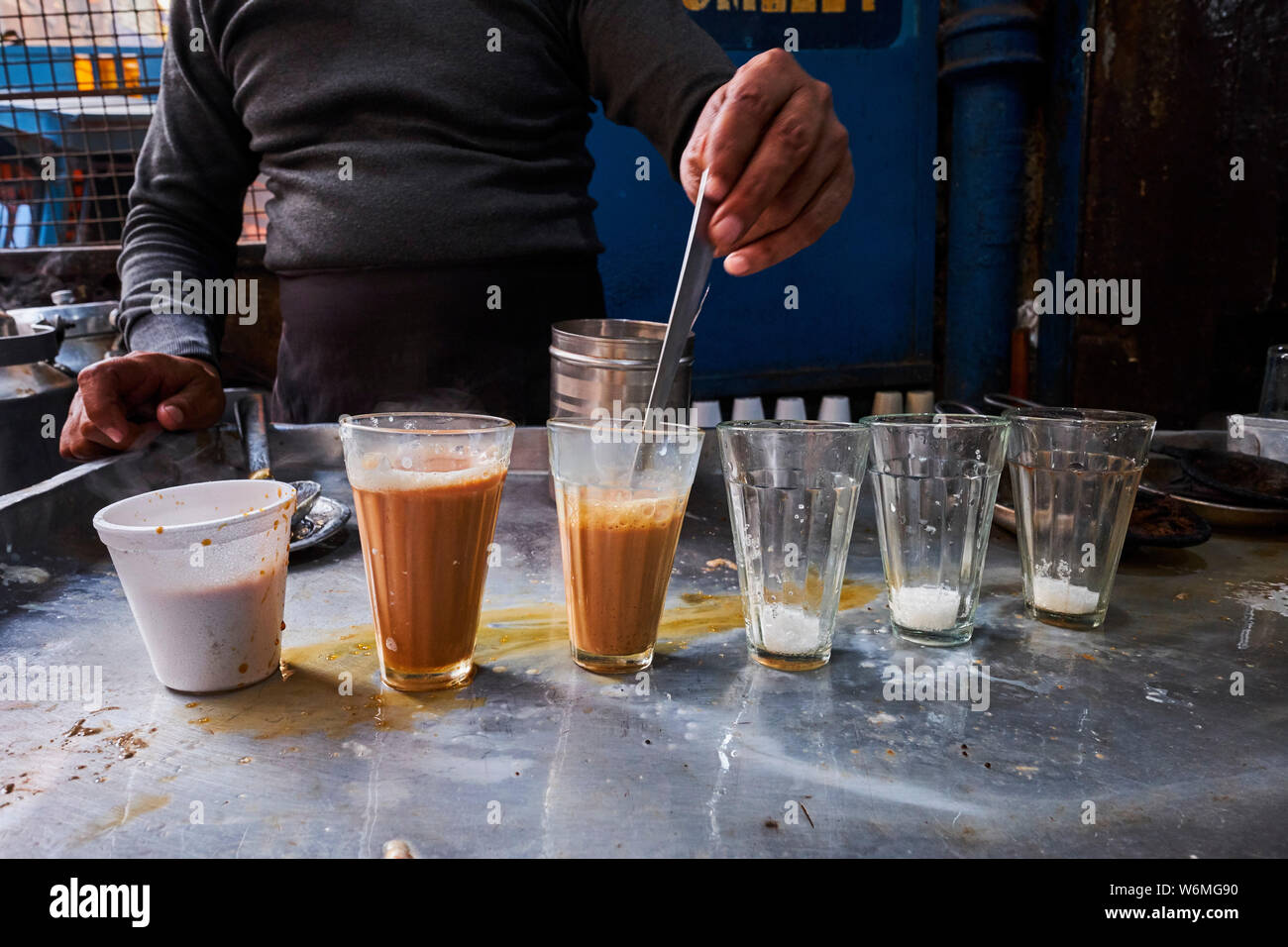 India, Delhi, Old Delhi, tea house in the old city Stock Photo - Alamy