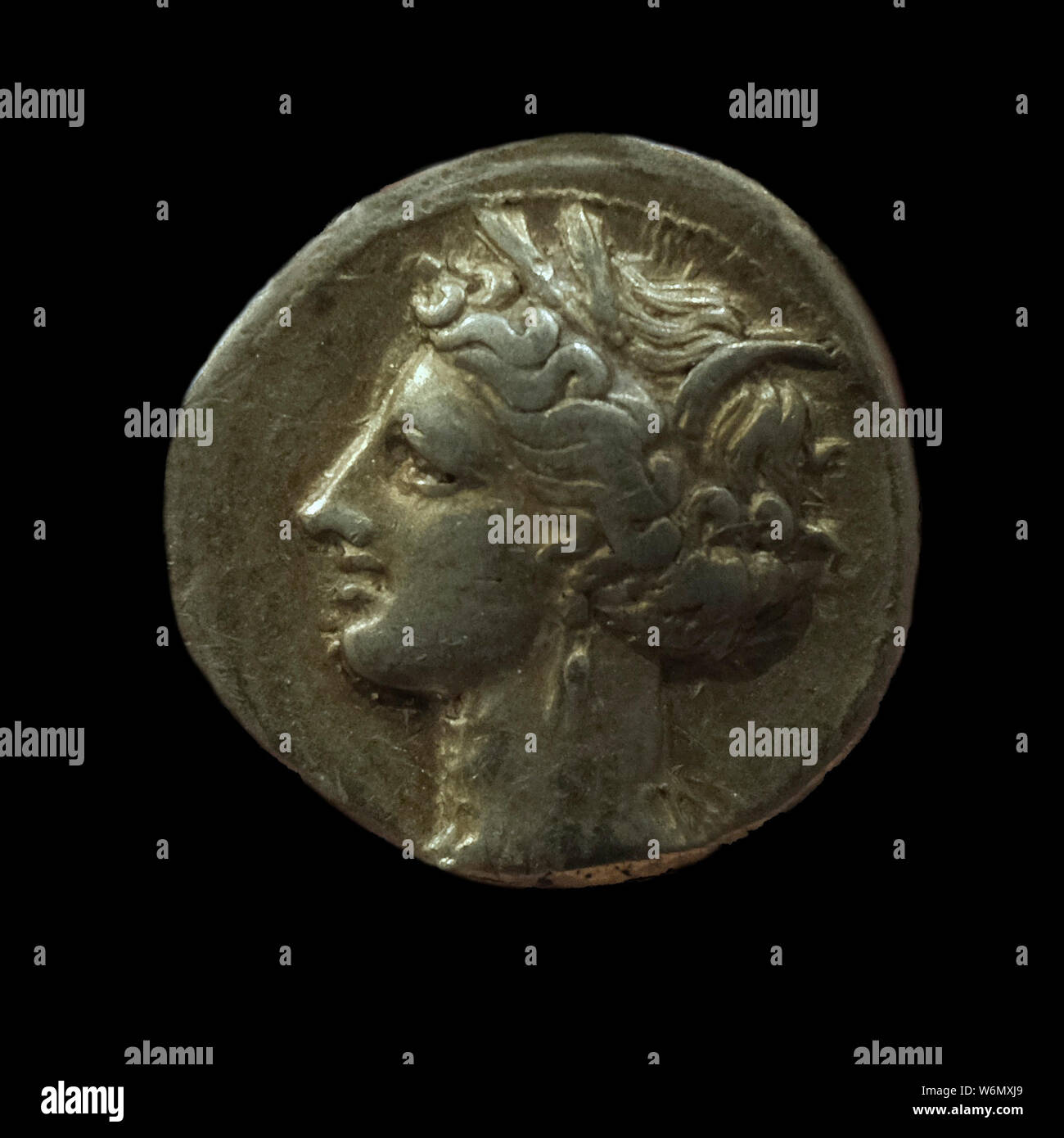 Electrum High Resolution Stock Photography and Images - Alamy