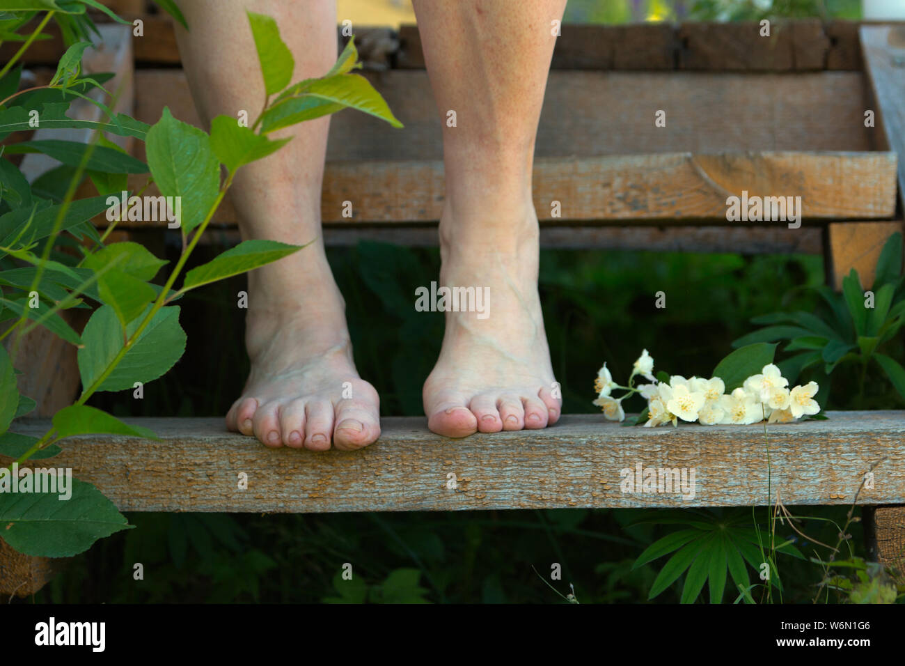 Elderly People Feet Stock Photos & Elderly People Feet Stock Images - Alamy