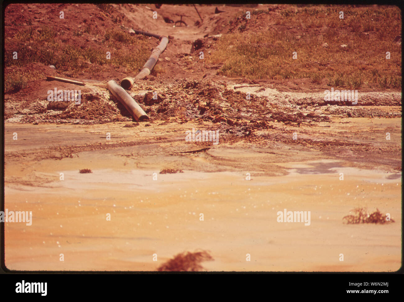 WASTE MATERIAL FROM UNION CARBIDE SETTLING PONDS SEEP INTO SAN MIGUEL ...