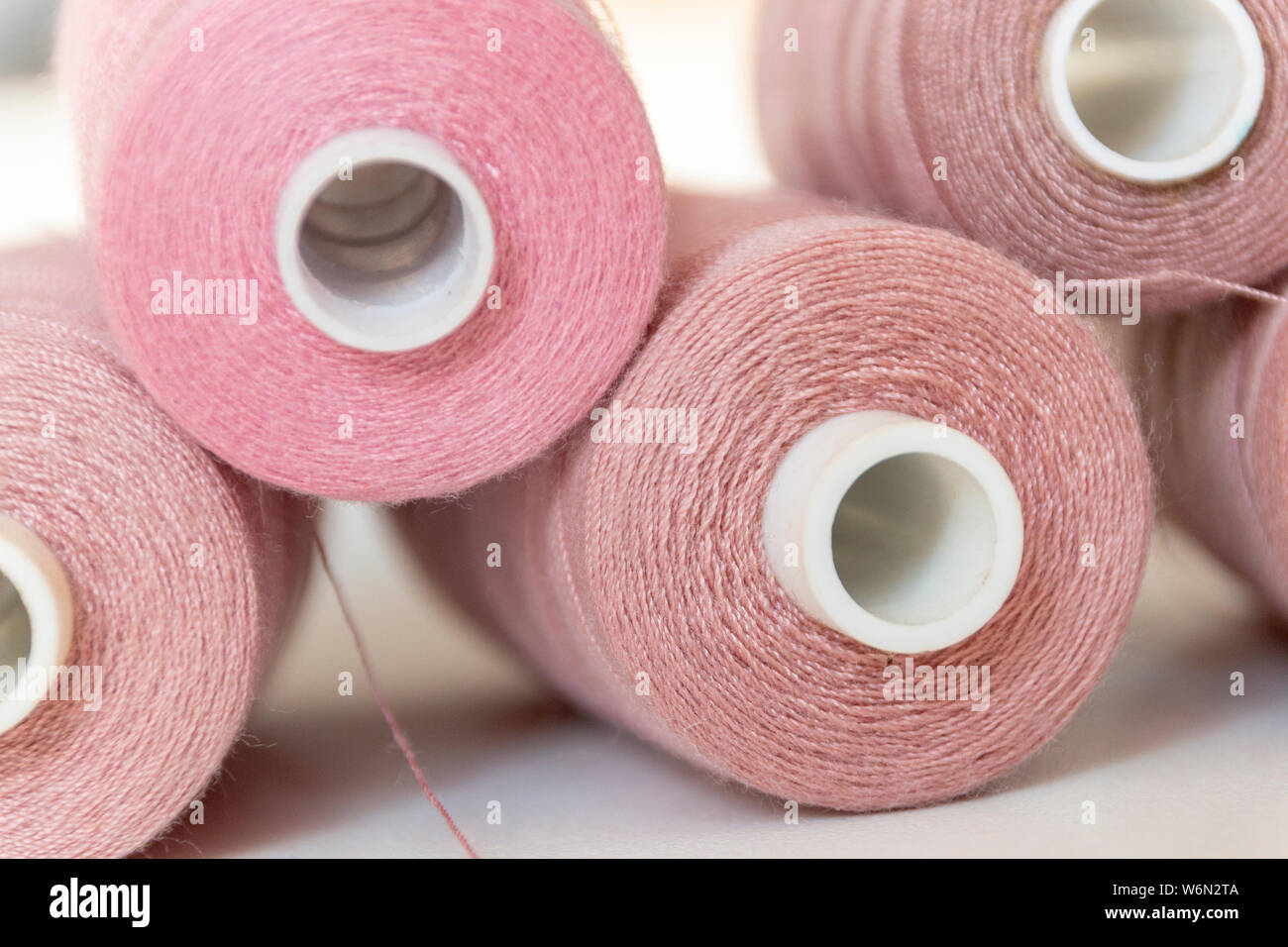 Cotton reels pattern hi-res stock photography and images - Alamy