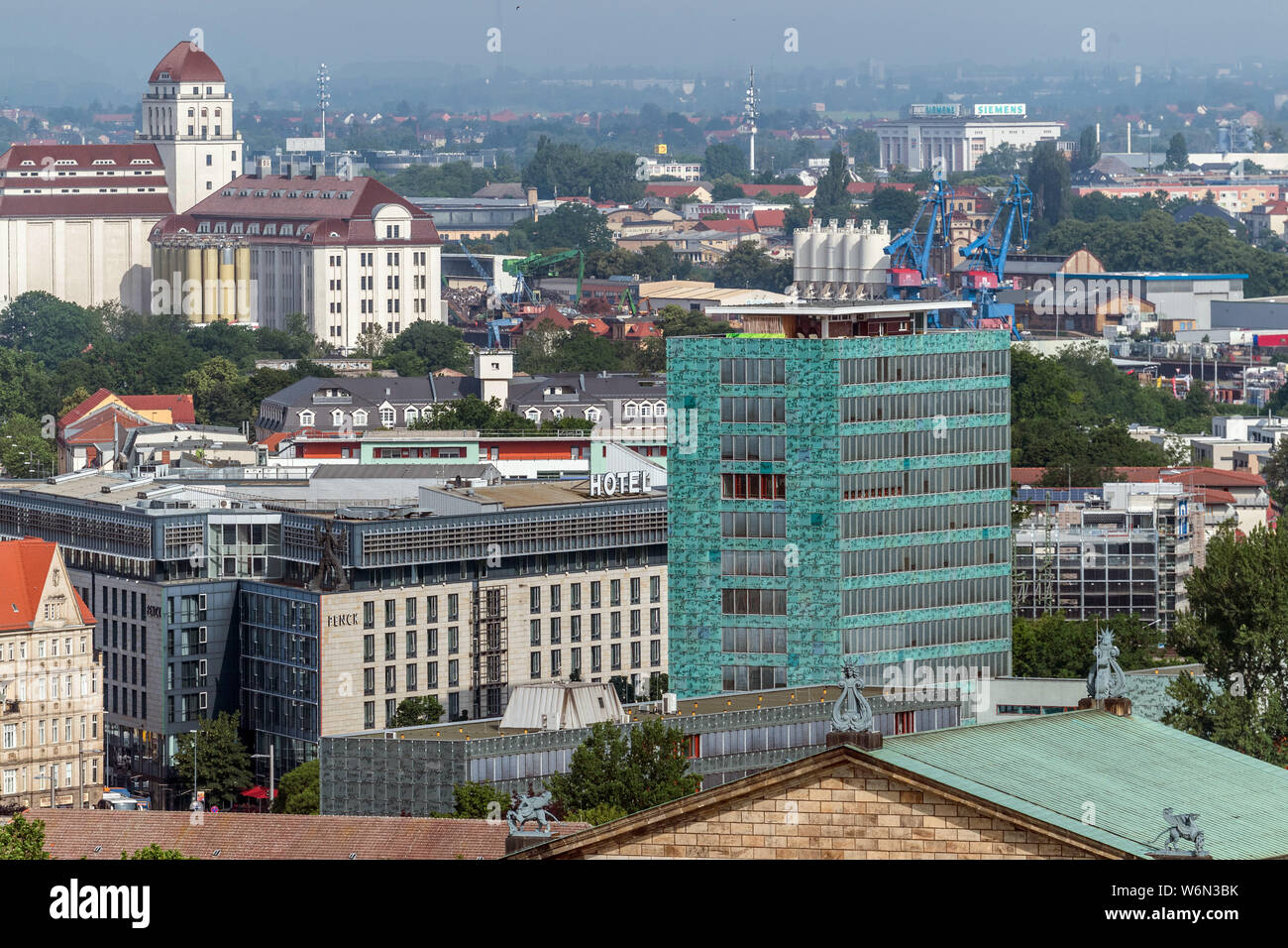 Ddv media group hi-res stock photography and images - Alamy