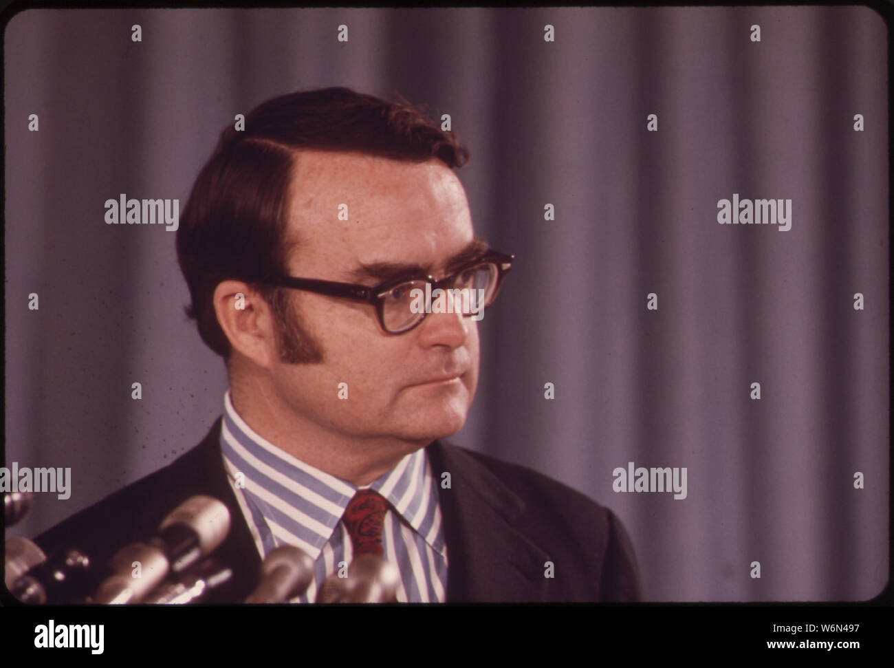 William ruckelshaus hi-res stock photography and images - Alamy