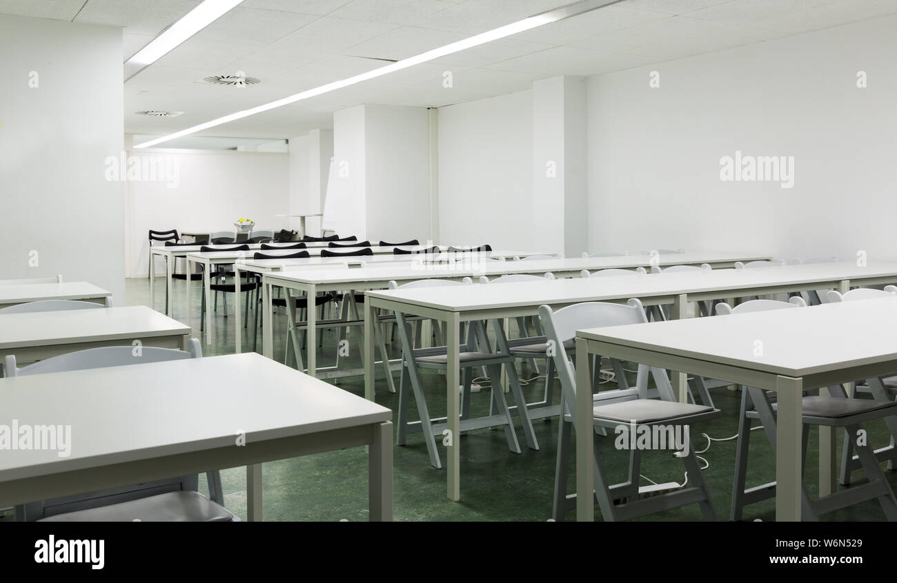 White interior of modern office conference hall Stock Photo - Alamy