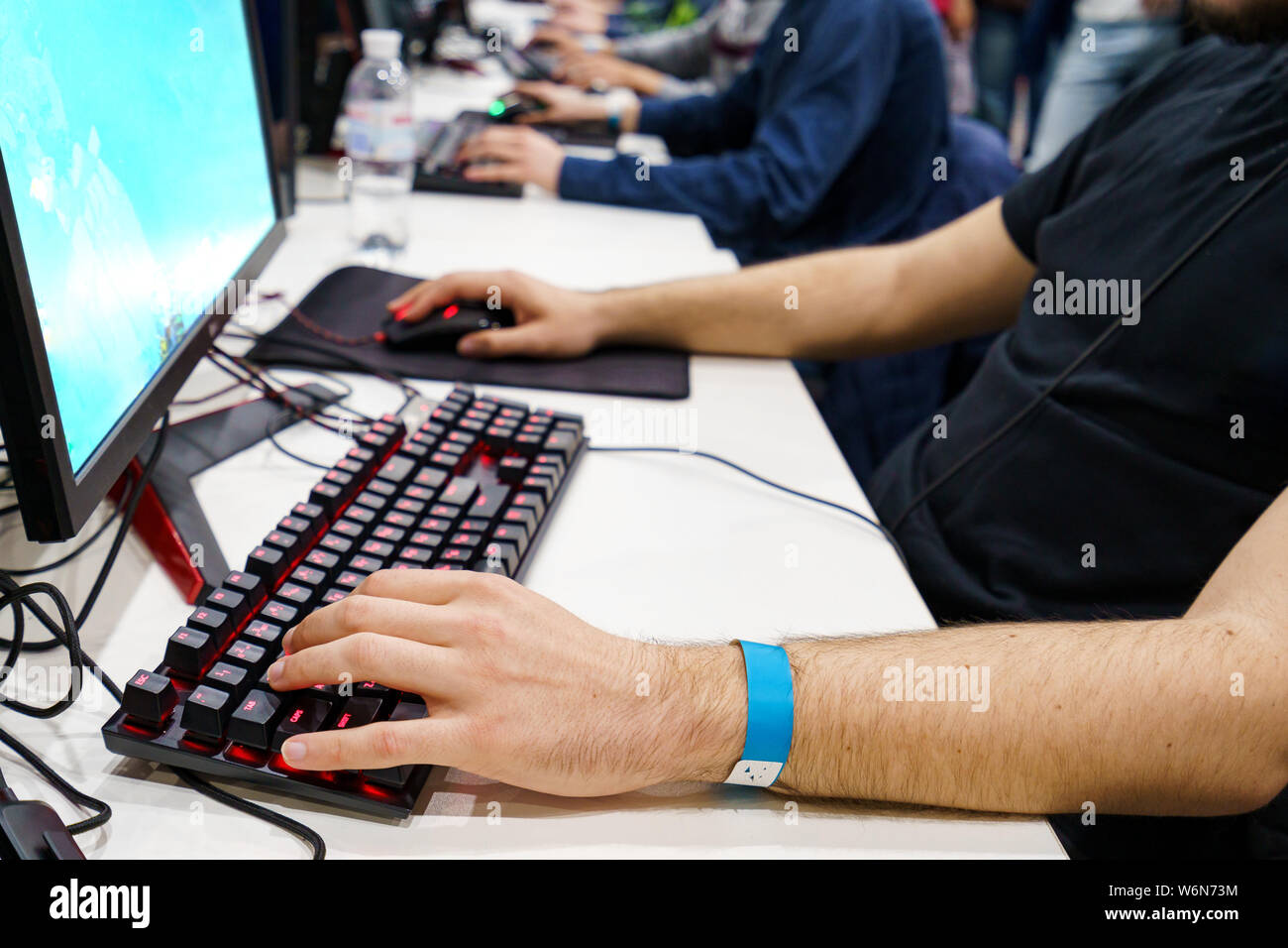 Man playing a video game Stock Photo - Alamy
