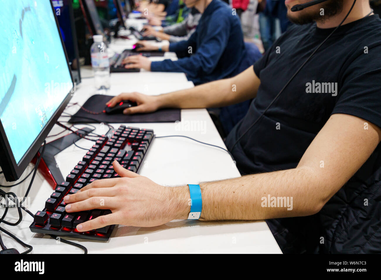 Man playing a video game Stock Photo - Alamy
