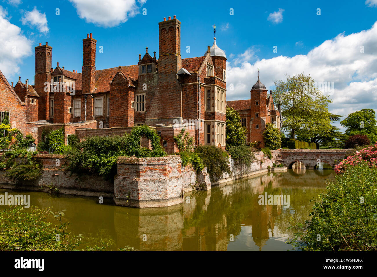 Kentwell hall hi-res stock photography and images - Alamy