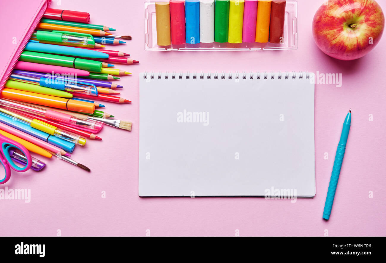 School and office supplies frame. Flat lay Stock Photo - Alamy