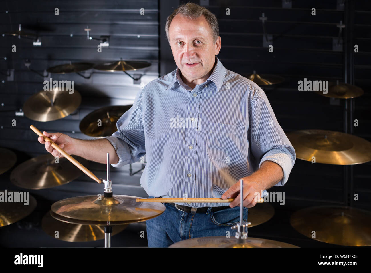 Hands on drum kit hi-res stock photography and images - Alamy
