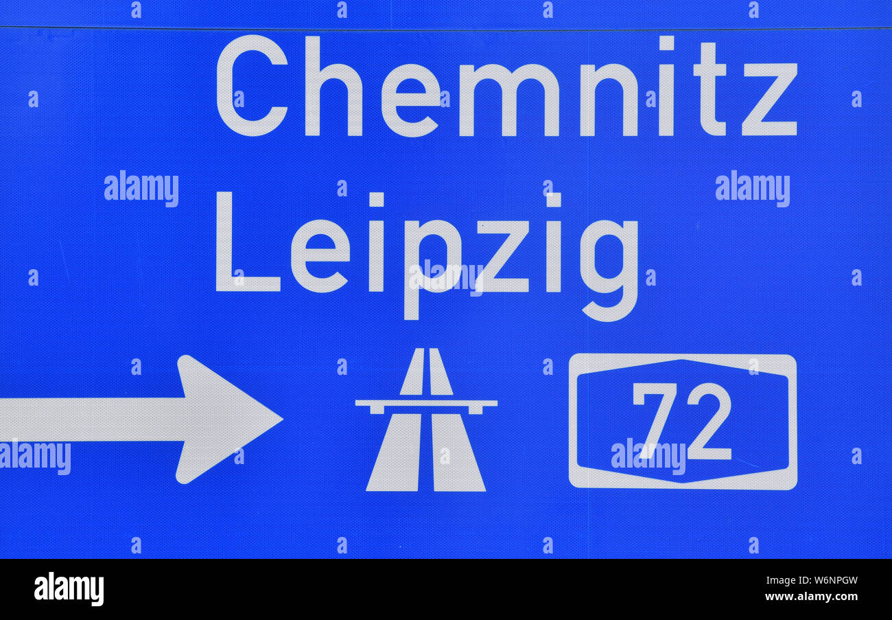 Motorway 72 hi-res stock photography and images - Alamy