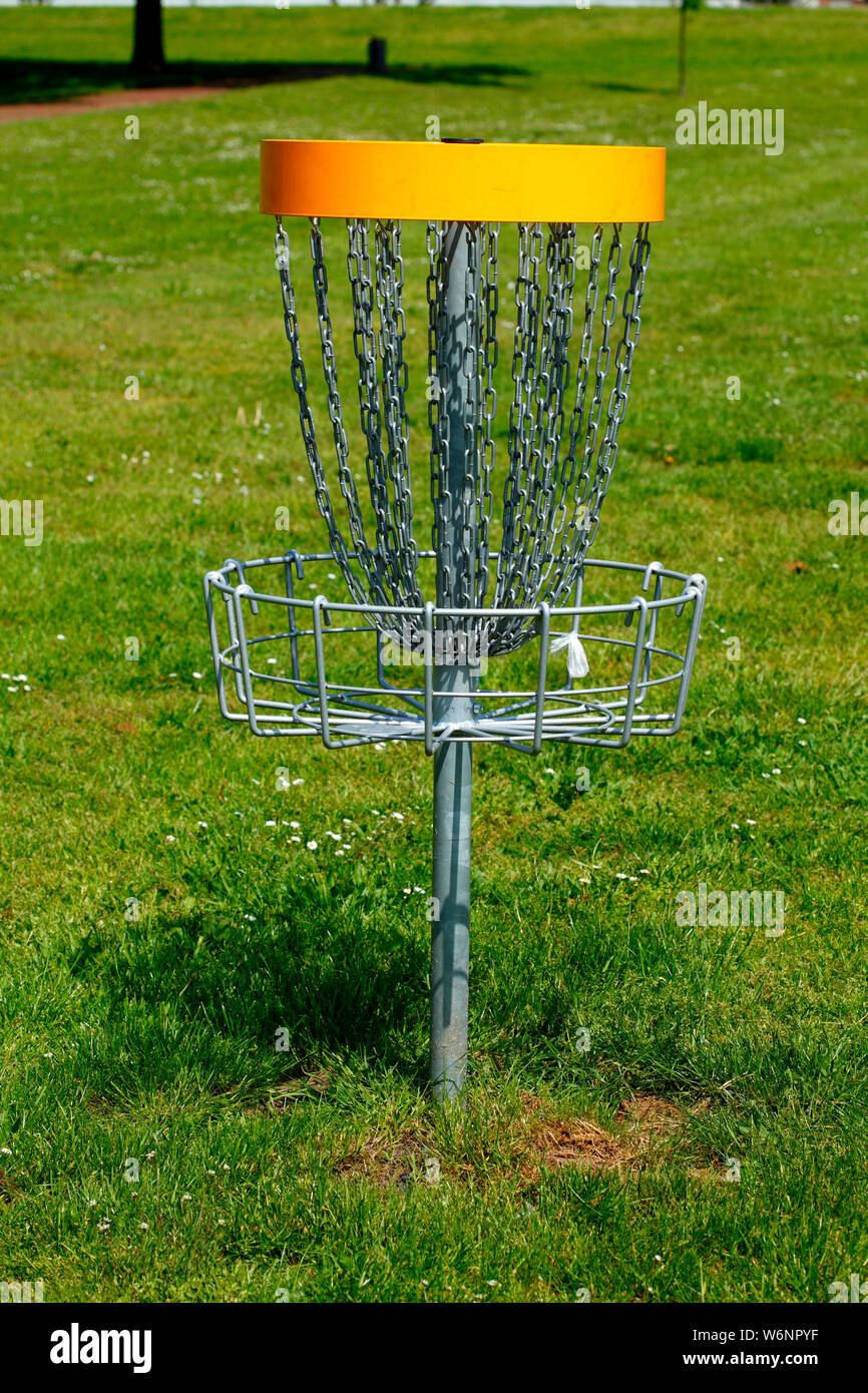 Golf station hi-res stock photography and images - Alamy