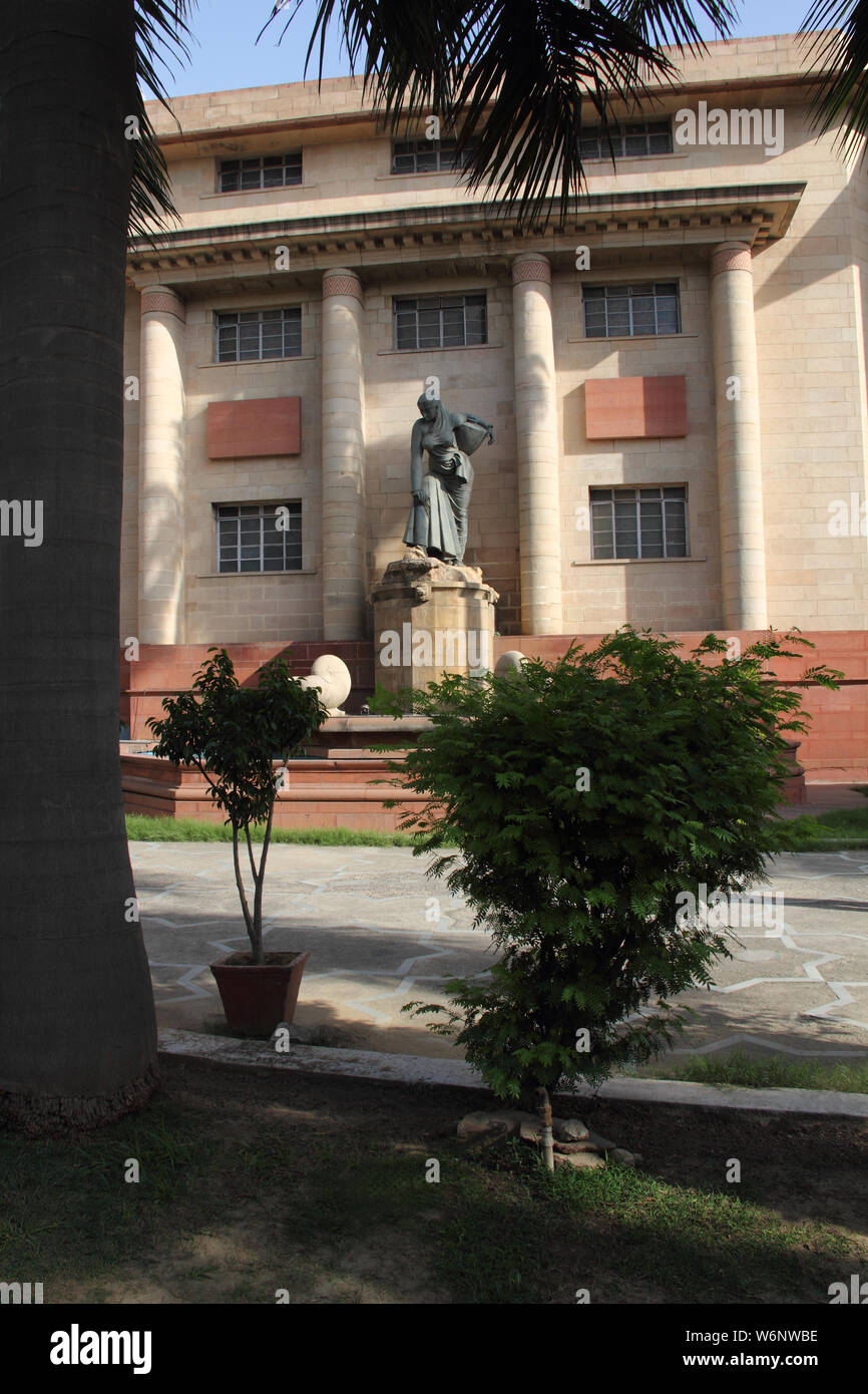 Art museum, National Museum, Janpath, New Delhi, India Stock Photo - Alamy